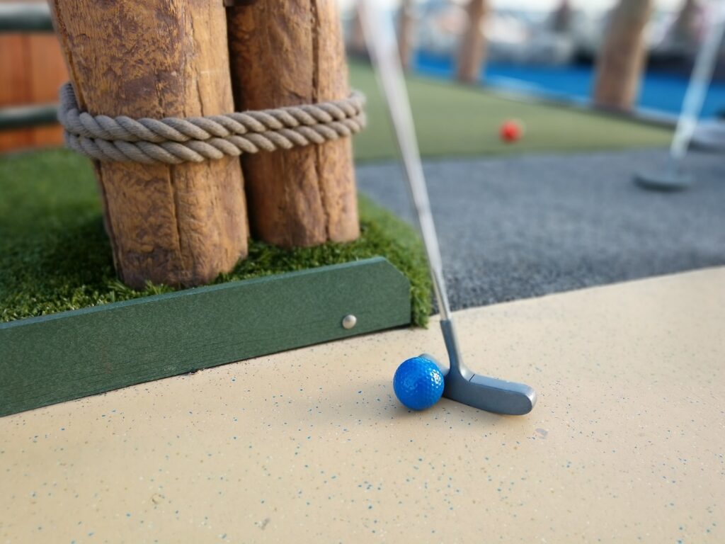 The Fascinating History of Mini Golf
